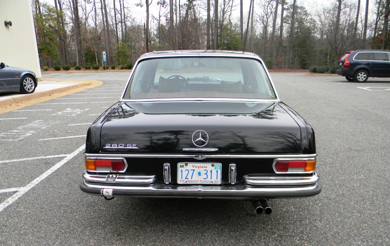 Mercy Kebo Tahun 1972 | Gambar Mobil Klasik dan Antik