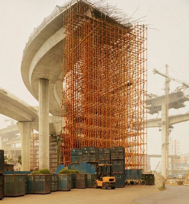 Entertainment Mood: Extreme Scaffolding