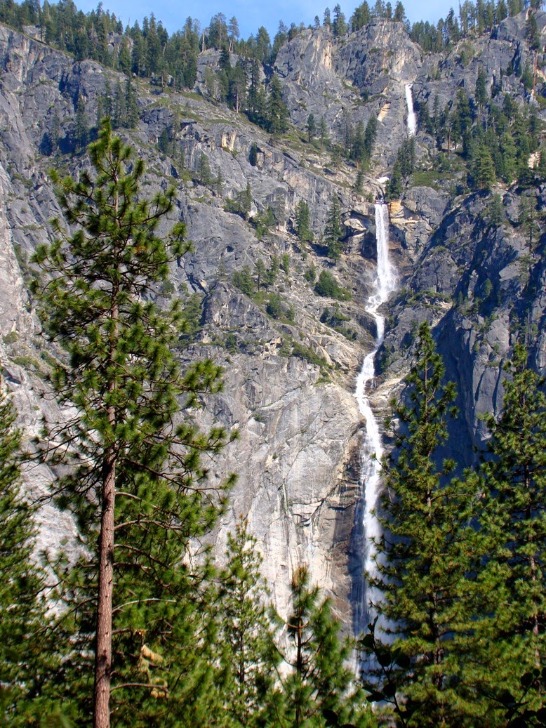 Geotripper: If These Cliffs Could Talk: The Cliffs of the Ah-wah-nee ...