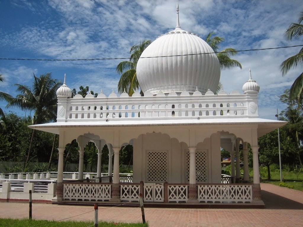 ভালোবাসার কুষ্টিয়া: lalon shah er mazar kushtia