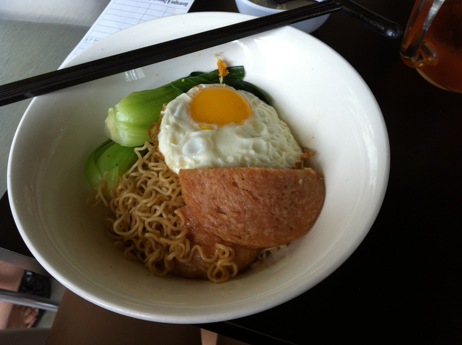 maggi goreng double + telur mata