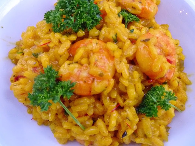 Lindaraxa: Shrimp Risotto With Saffron and Peas