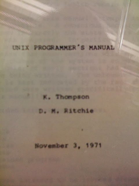 Efemerides de Tecnologia: 03 de noviembre (1971) se publica el primer ...