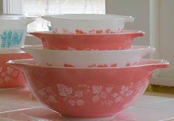Little Brick Bungalow: Lace Medallion Pyrex