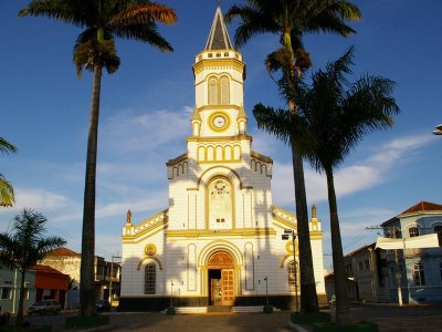 THE BOOK IS ON THE TABLE " E EU TAMBÉM" BLOG DO MAFU: (129) LORENA ...