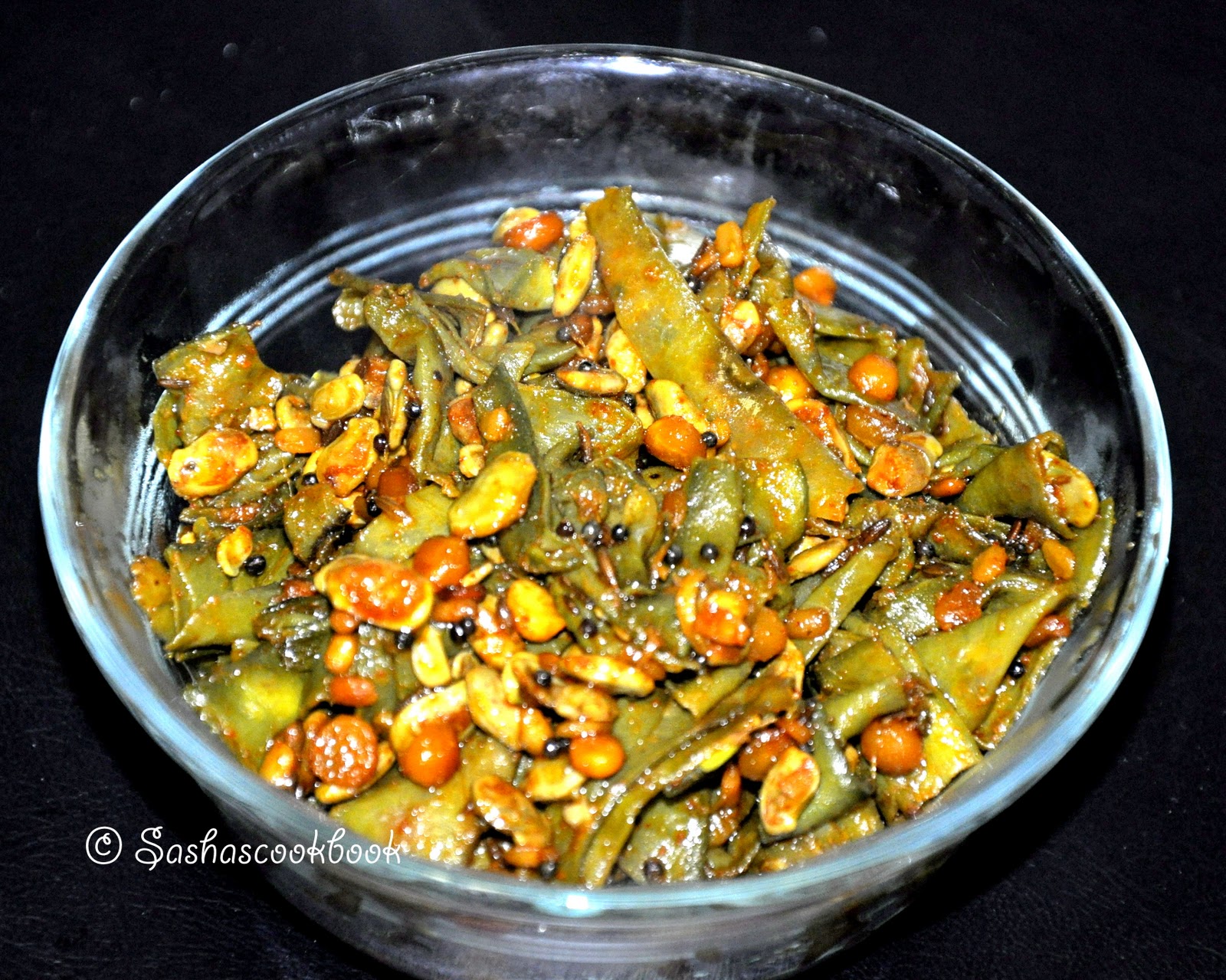 Sasha's Cookbook: Chikkudukaya Fry / Broad beans fry
