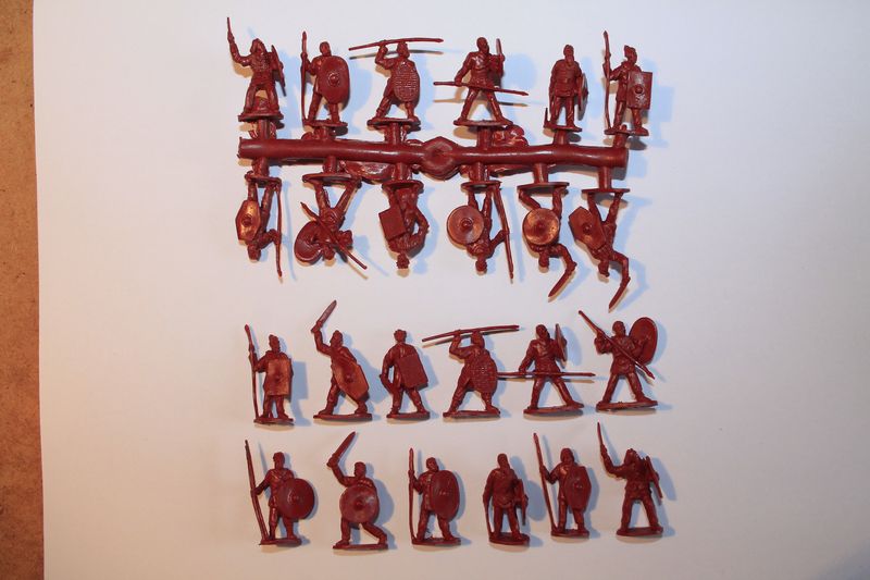 Tom's Miniatures in 1/72: (New) Linear-A 009 - Varus give me back my ...