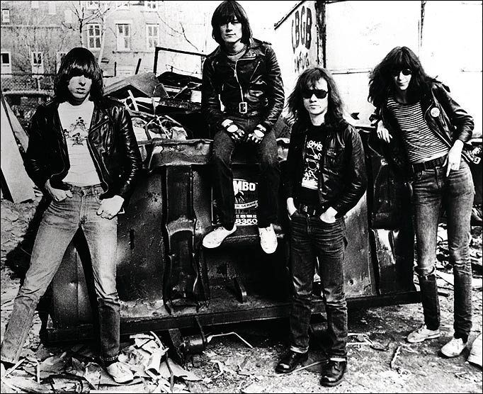 SianAlexandra: Glam Grunge Subculture