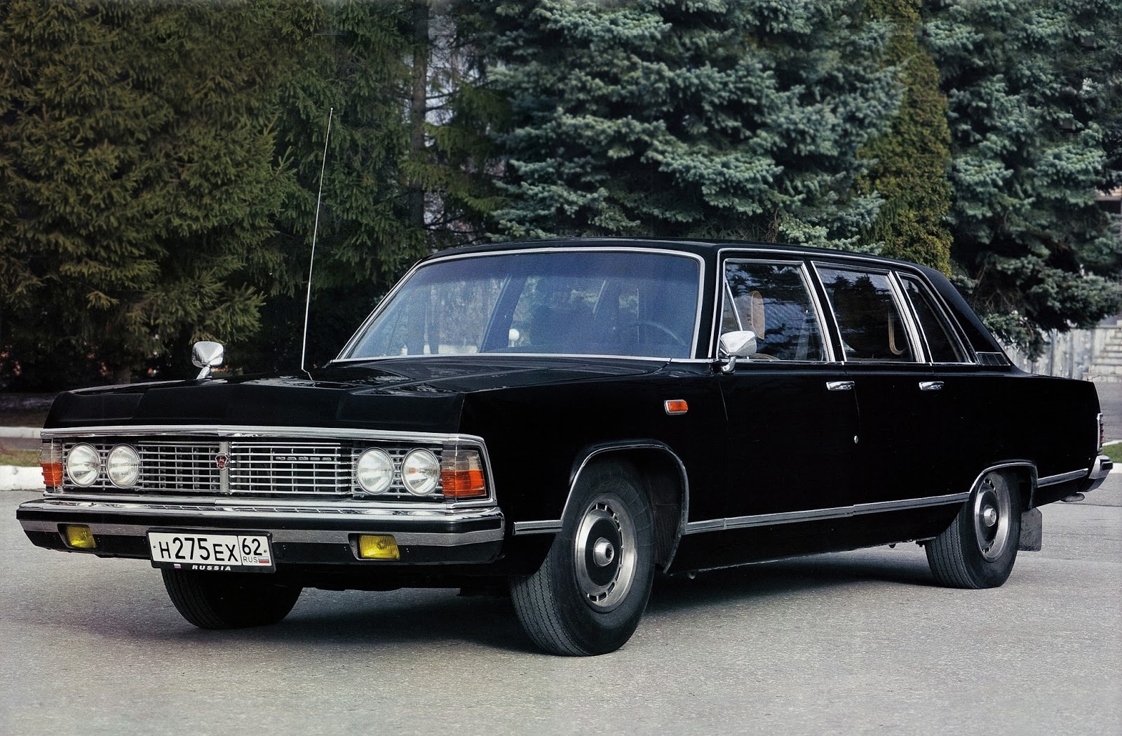 Russian Cars: GAZ-14 "Chaika"