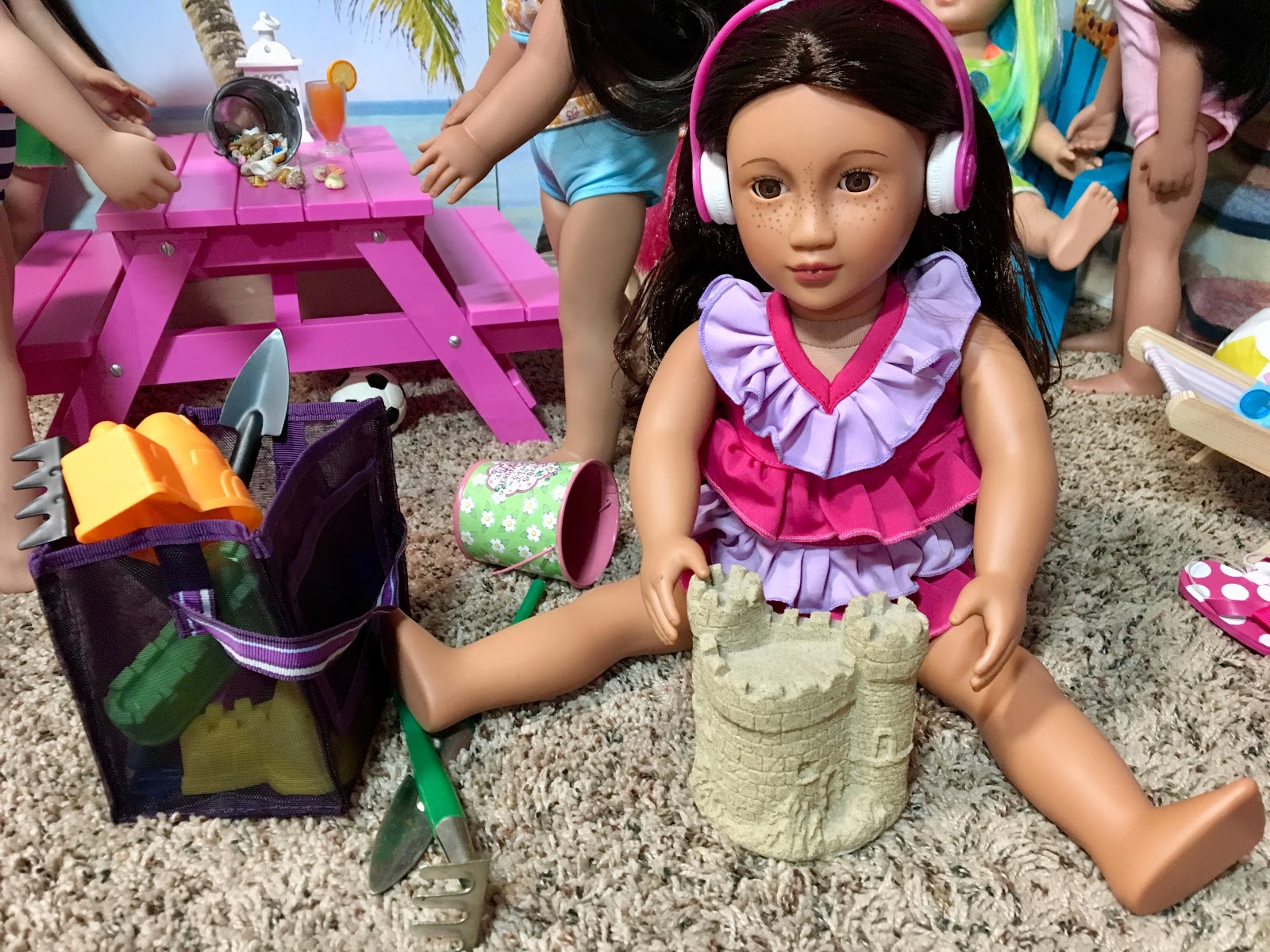 PennilessCaucasianRubbish American Doll Adventures: A Day At The Beach ...