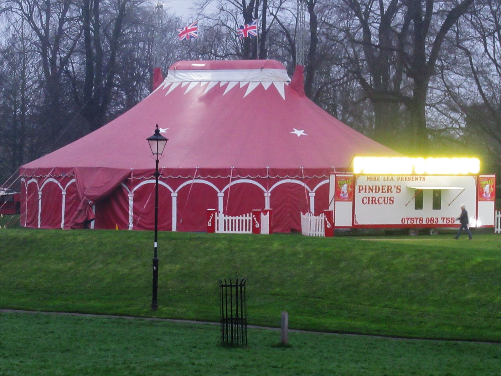 Martin Brookes Oakham: Pinders Circus Cutts Close Oakham Rutland April 2018