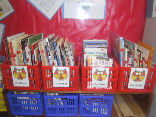 The Apple Basket Teacher: Extreme Makeover: Library Edition