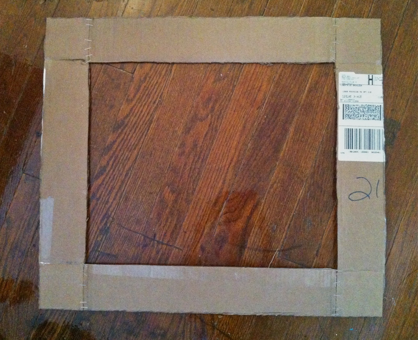 Birdcage Bohemia: How to Make a Picture Frame with Cardboard and Fabric