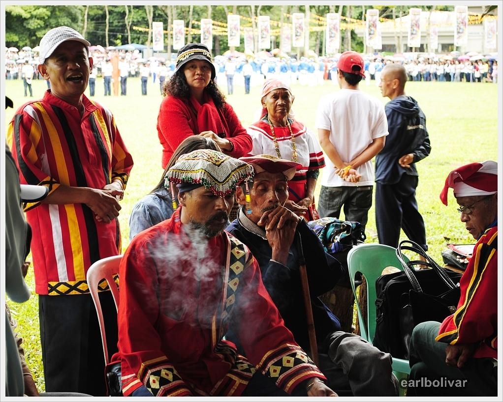 Bukidnon Photo Journal: Kaamulan Festival 2011: The Pamuhat Ritual