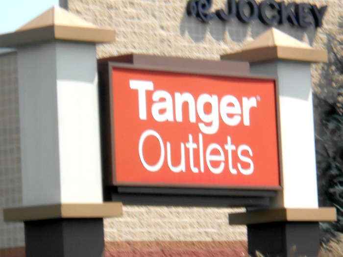 Pennsylvania & Beyond Travel Blog: Shopping for Deals at the Tanger ...