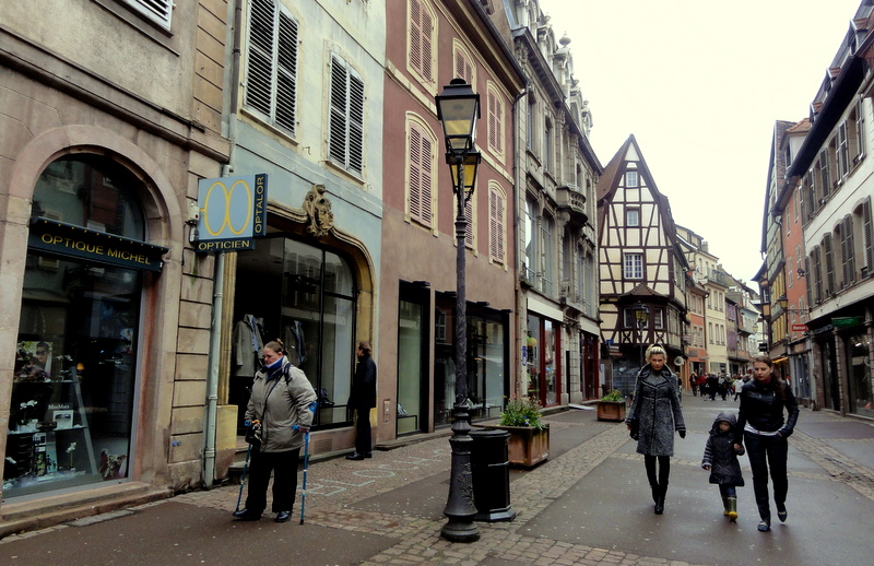 TRAVEL AND LIFESTYLE DIARIES - : Picture Tour and Map of Colmar Old ...