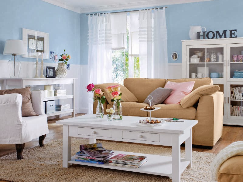 Salas de color celeste