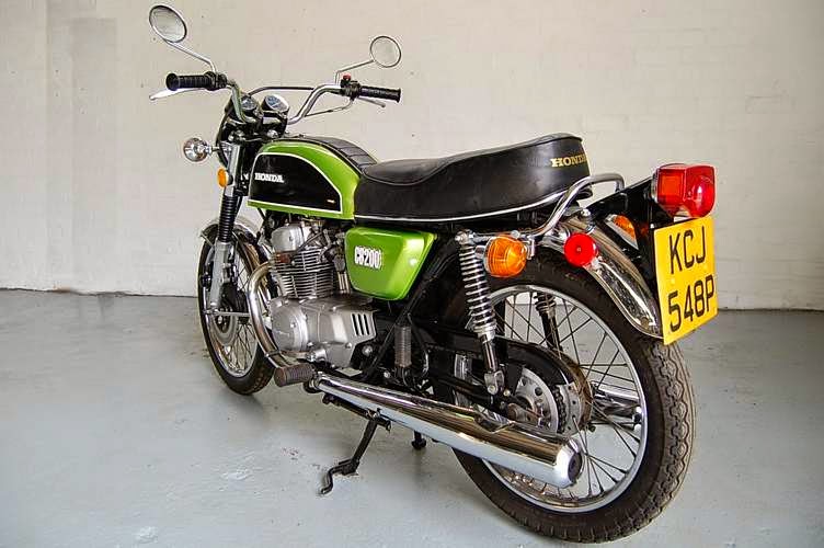 Spesifikasi Honda CB 200 Twin - Motor Sport Kelas Medium | Motor Tuo