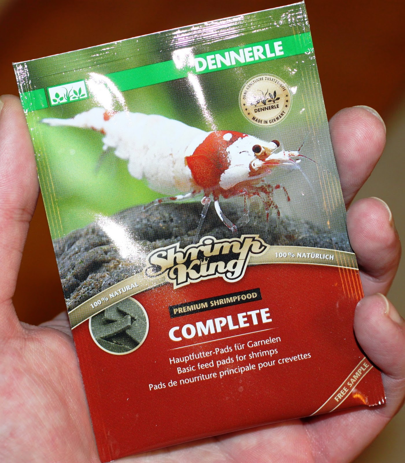 Choose The Right Aquarium Fish Food: Dennerle