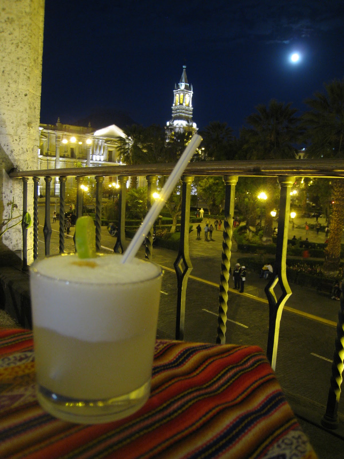 Around the world in 80 Cakes: PERU - Jugo de Rana (Poor Kermit!)