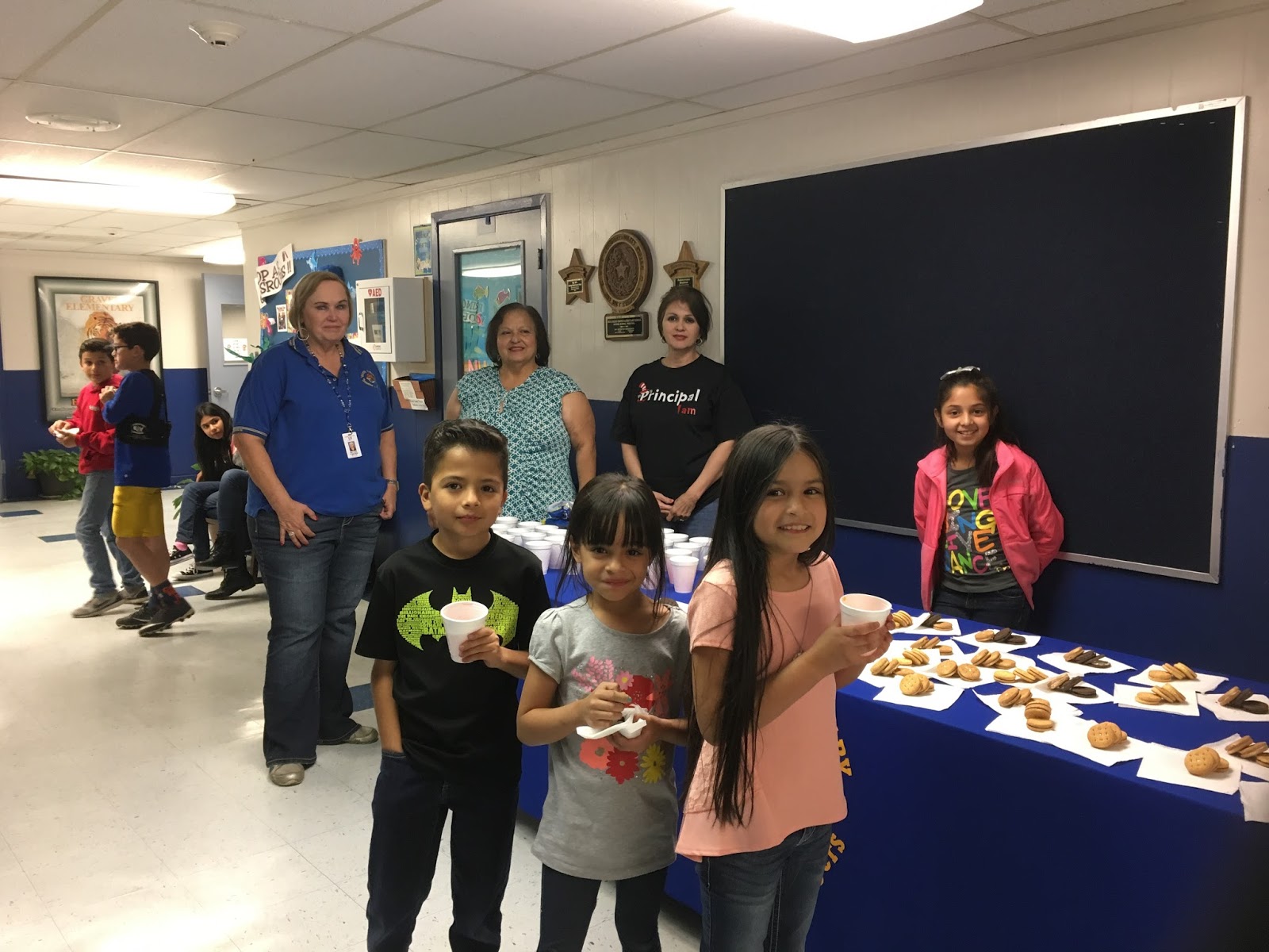 Eagle Pass ISD - iVision: Graves Opens Doors to Parents