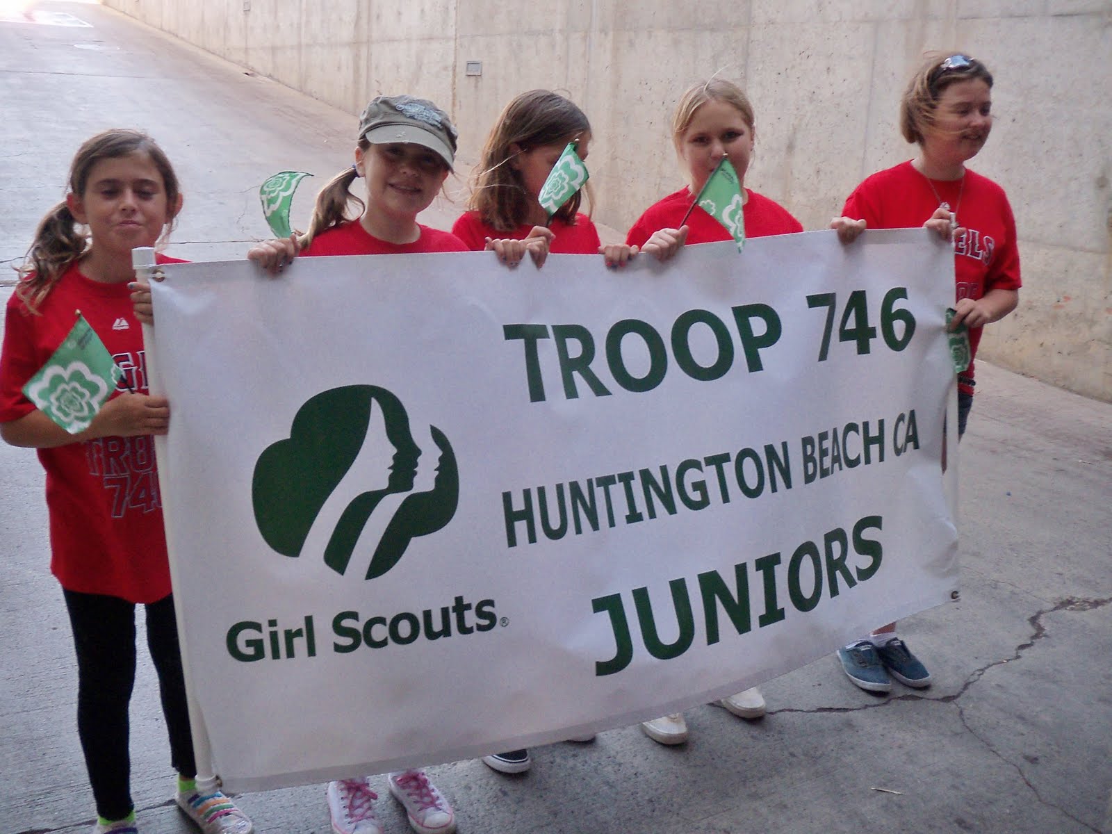 HUNTINGTON BEACH GIRL SCOUT TROOP 746: August 2011