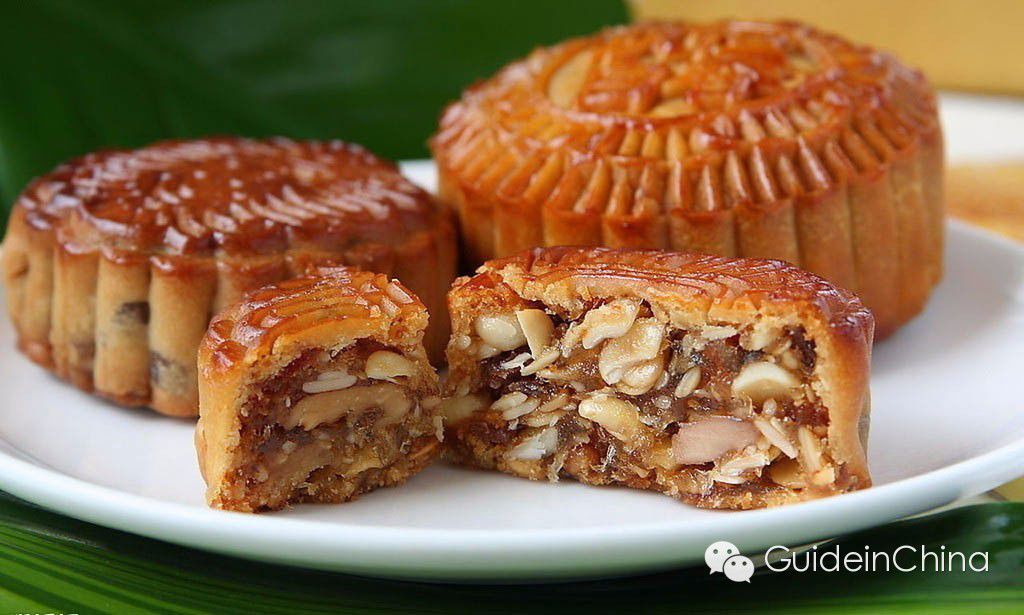 MAKANAN MASYARAKAT CINA: Kuih Bulan