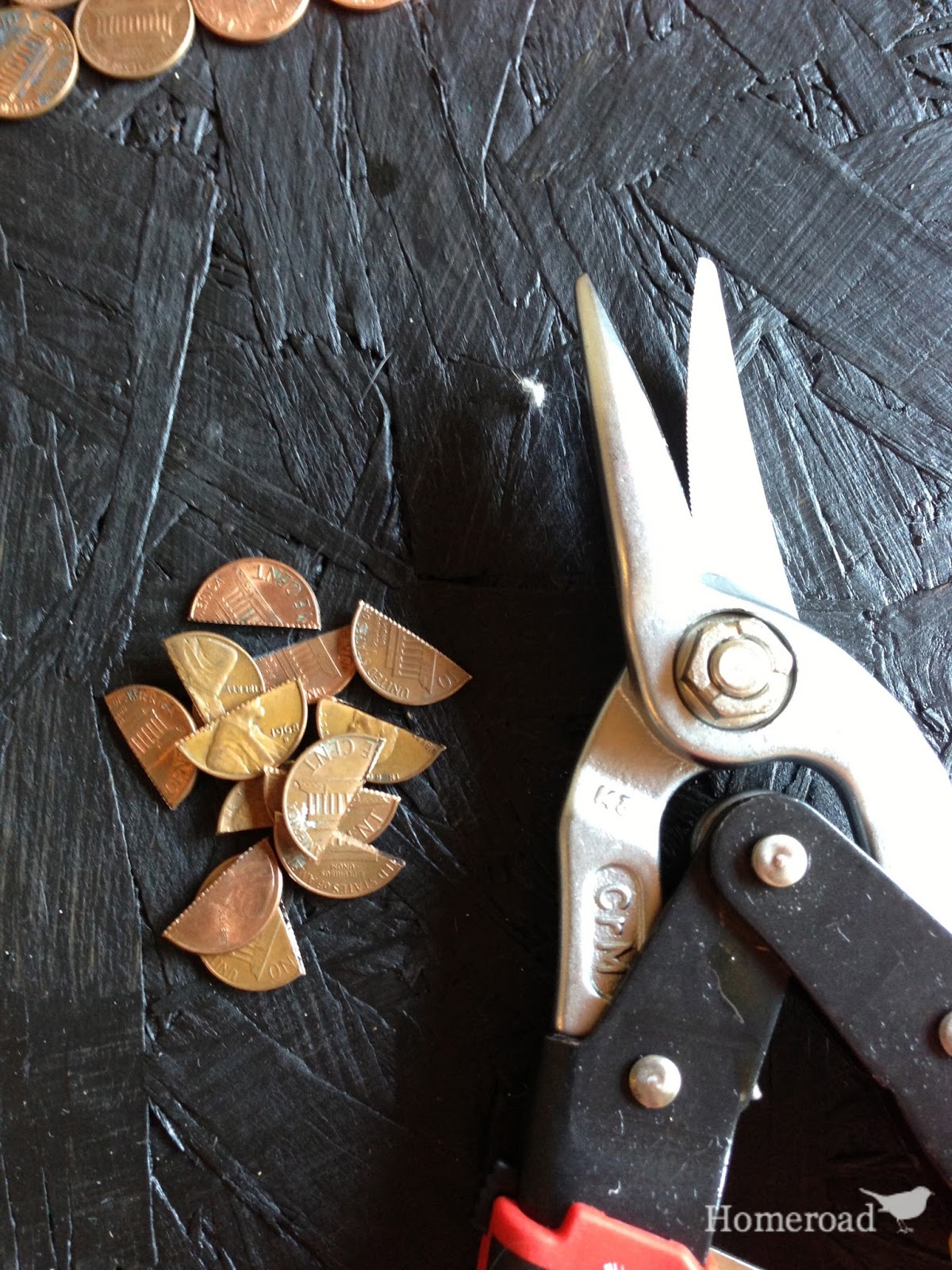 How to Make a Desk Using Pennies