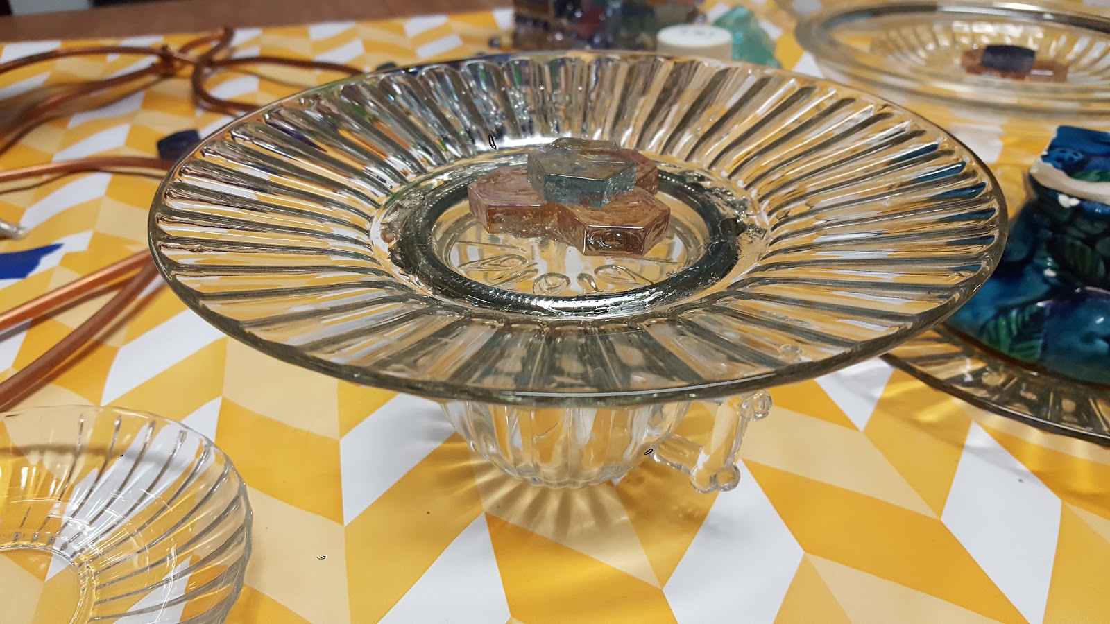 Glass Plate Flower DIY