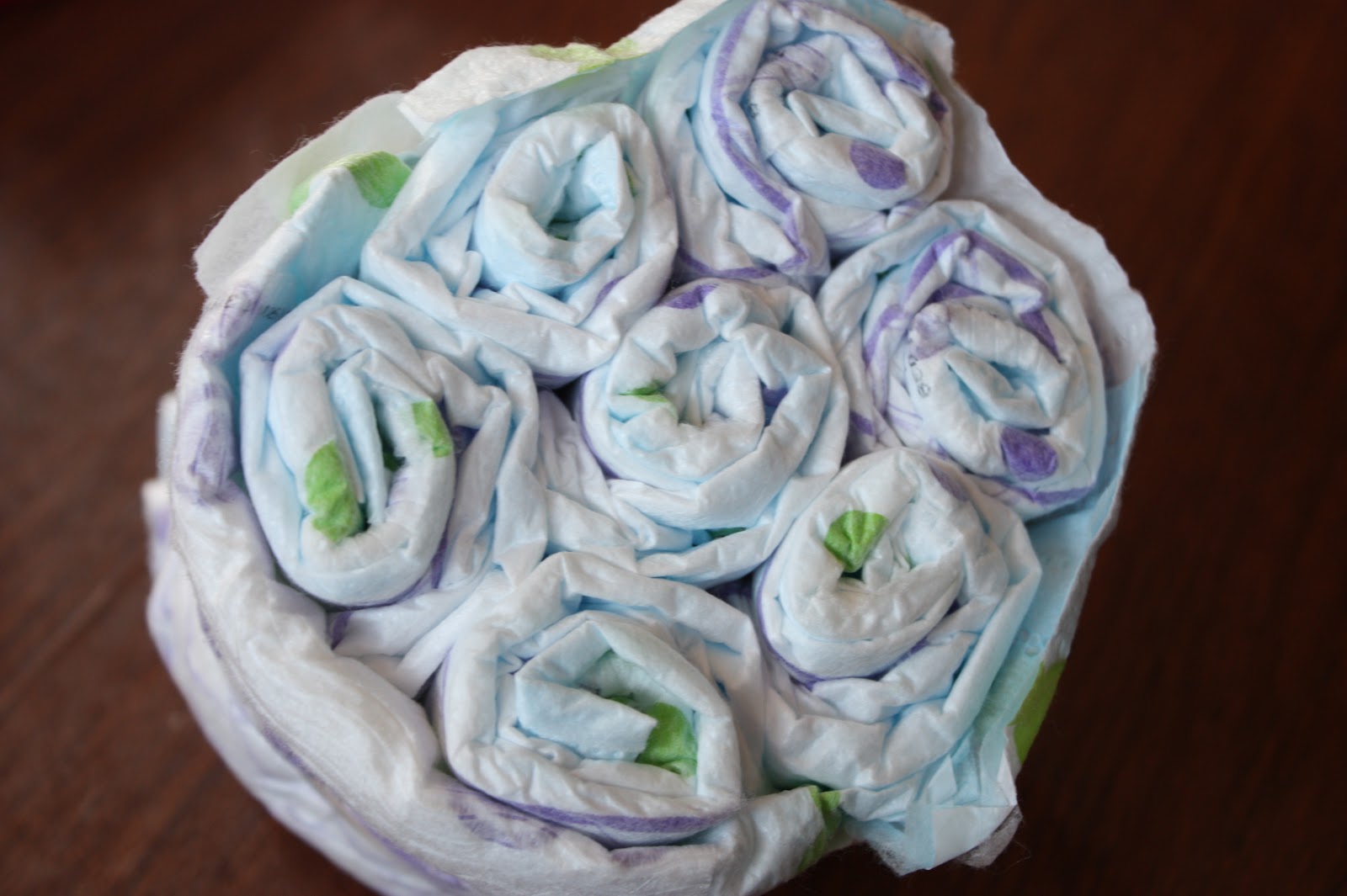it's MOMbojumbo: how to make a turtle-shaped diaper cake