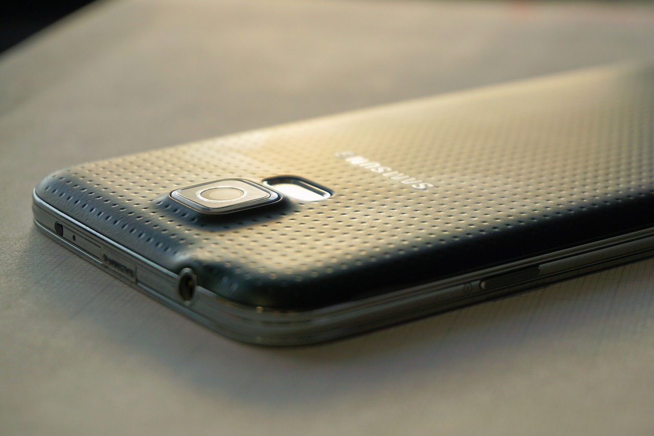 Samsung Smartphones Specifications and Overviews - The Cryd's Daily