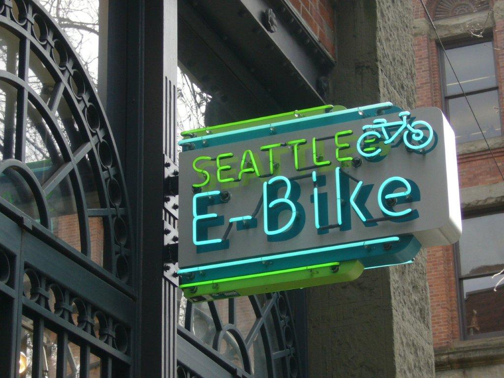 Seattle Sign Girl: Seattle E-Bike's "new vintage-look sign"