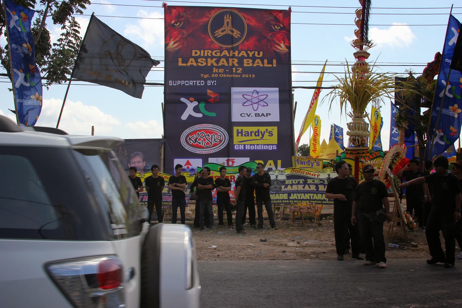 KORLAP LEGIAN: FOTO HUT LASKAR BALI KE 12
