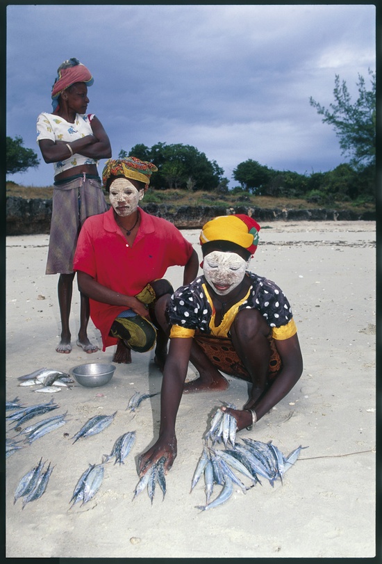 MAKUA PEOPLE: MOZAMBIQUE`S LARGEST MATRIARCHICAL TRIBE WHICH STILL ...