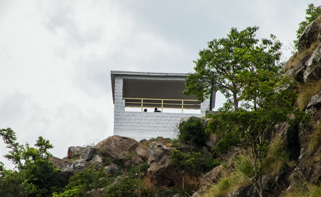 Tamilnadu Tourism: Karadiyur View Point, Yercaud