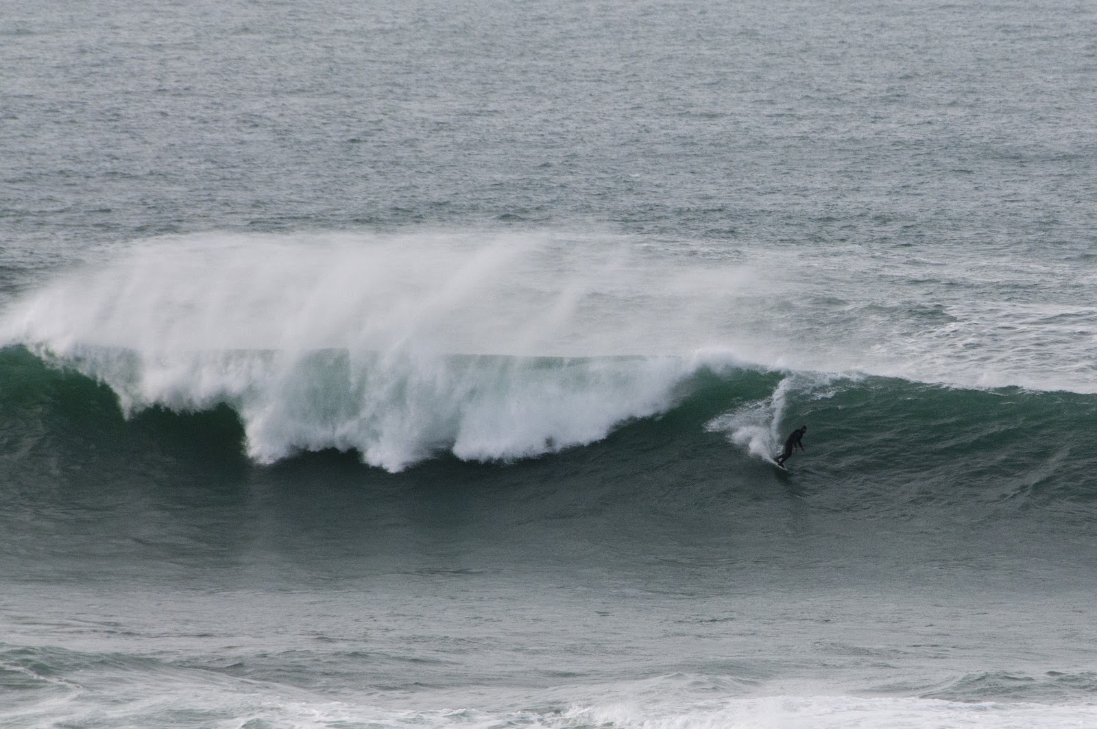 Photobrook Photography: Cribbar Newquay goes off, Tow in surfing on ...