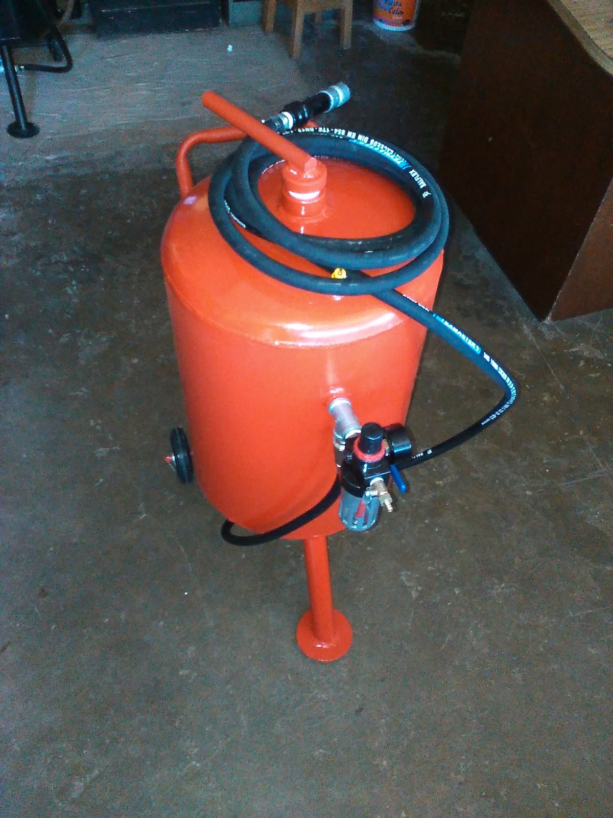 Arenadoras Profesionales e Industriales marca MAGRAND.