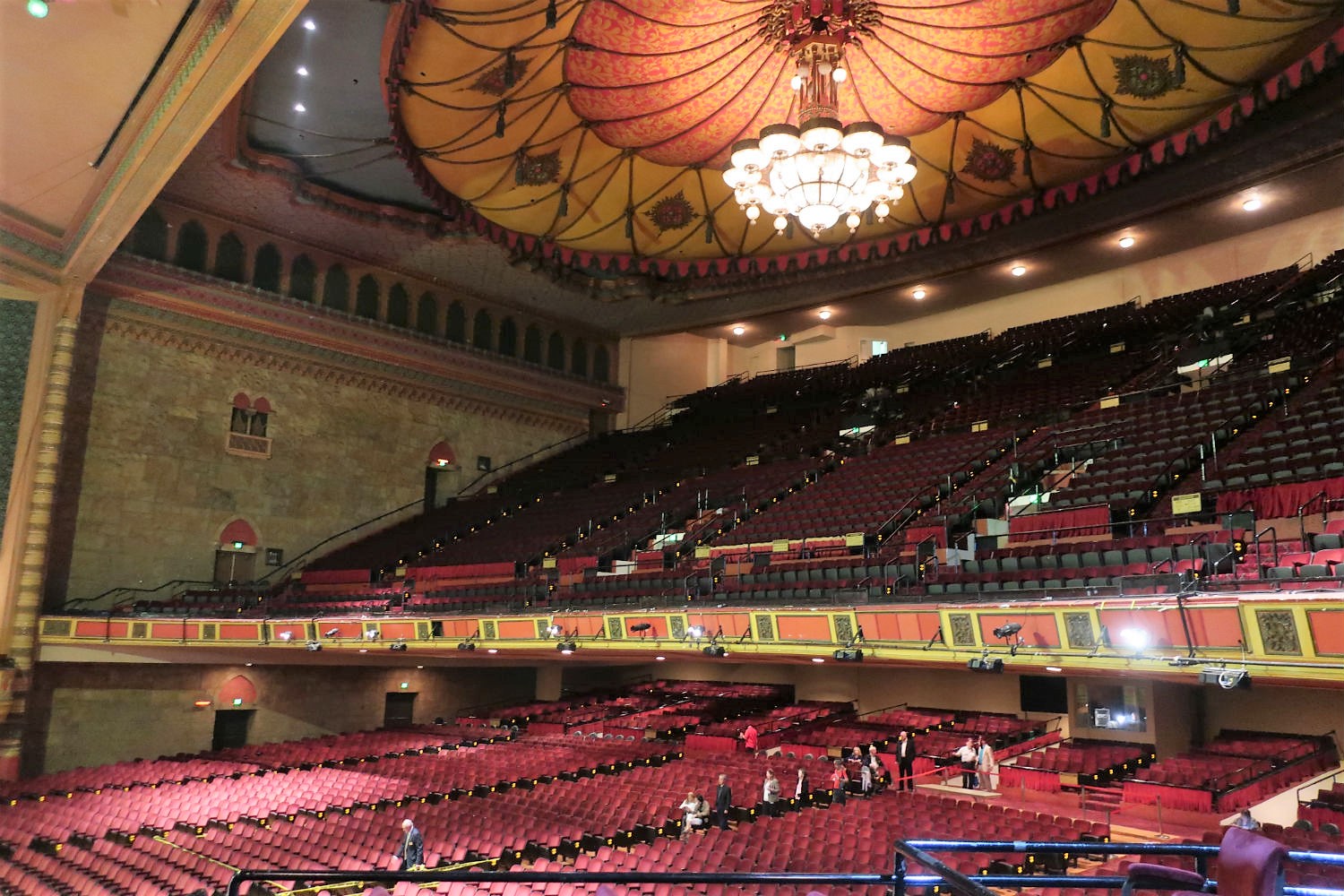 Los Angeles Theatres: Shrine Auditorium: the auditorium