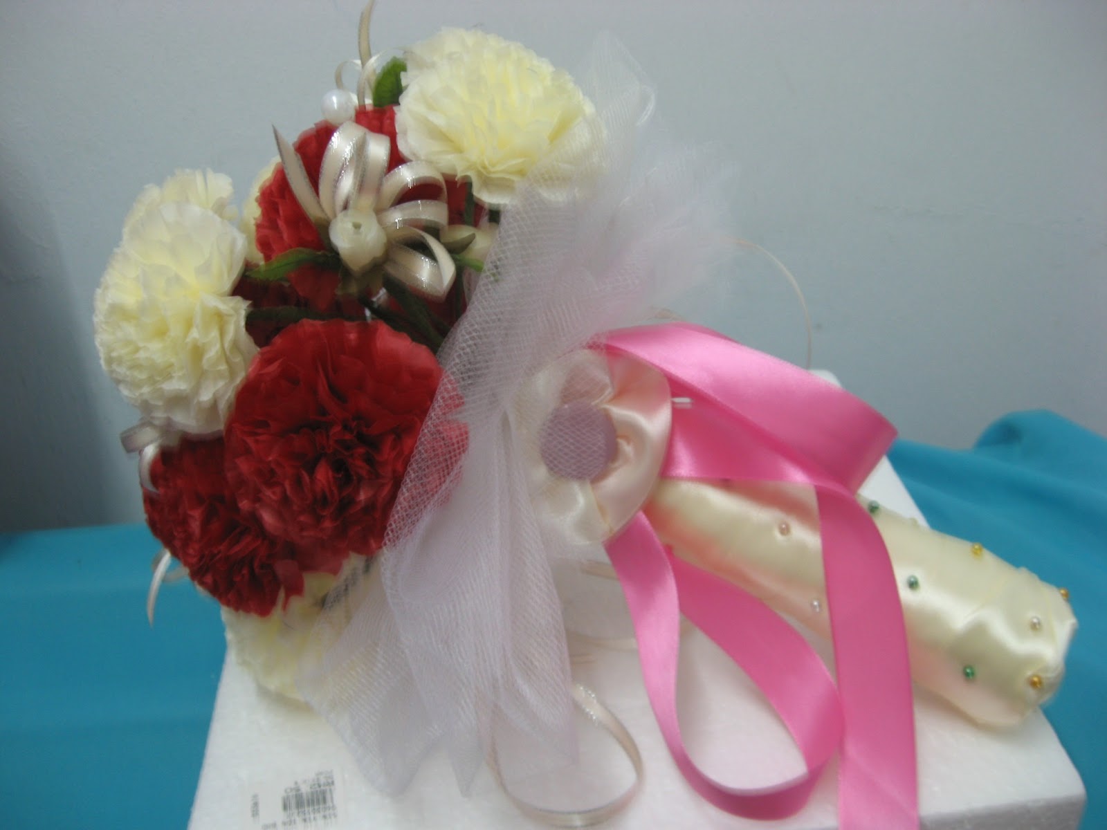 Mirza Simply Craft : SENI DEKORASI BUNGA TISU