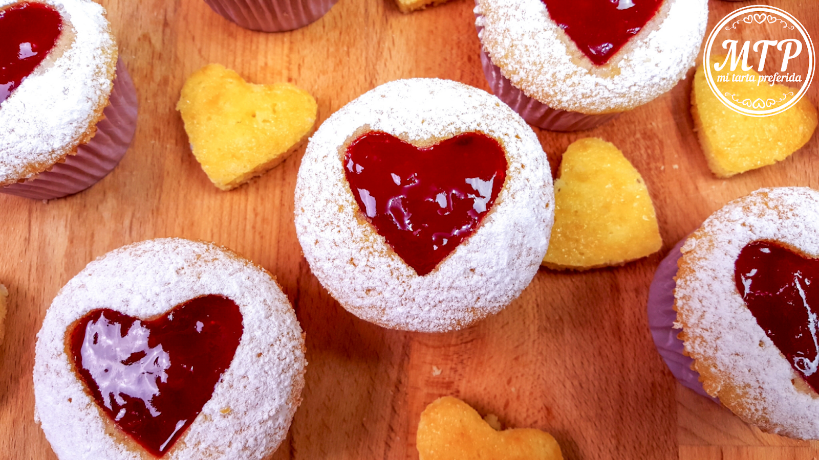 Cupcake con corazón de fresa para San Valentín - Mi tarta preferida