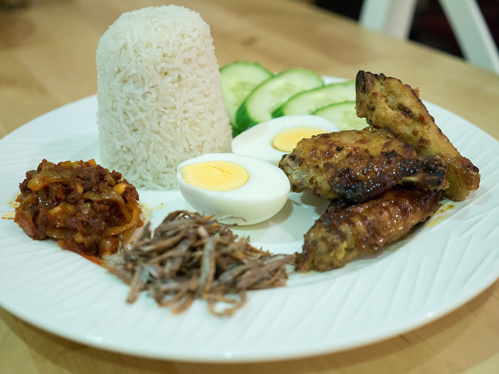 Purple bowl: Easy Nasi Lemak 椰浆饭 recipe