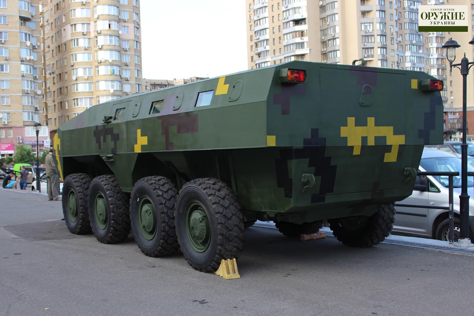 SNAFU!: Ukraine's new 8x8 Amphibious APC...