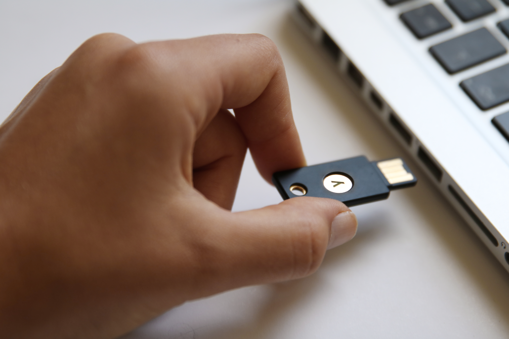 REVIEW Yubico Yubikey 4 Nano The Test Pit