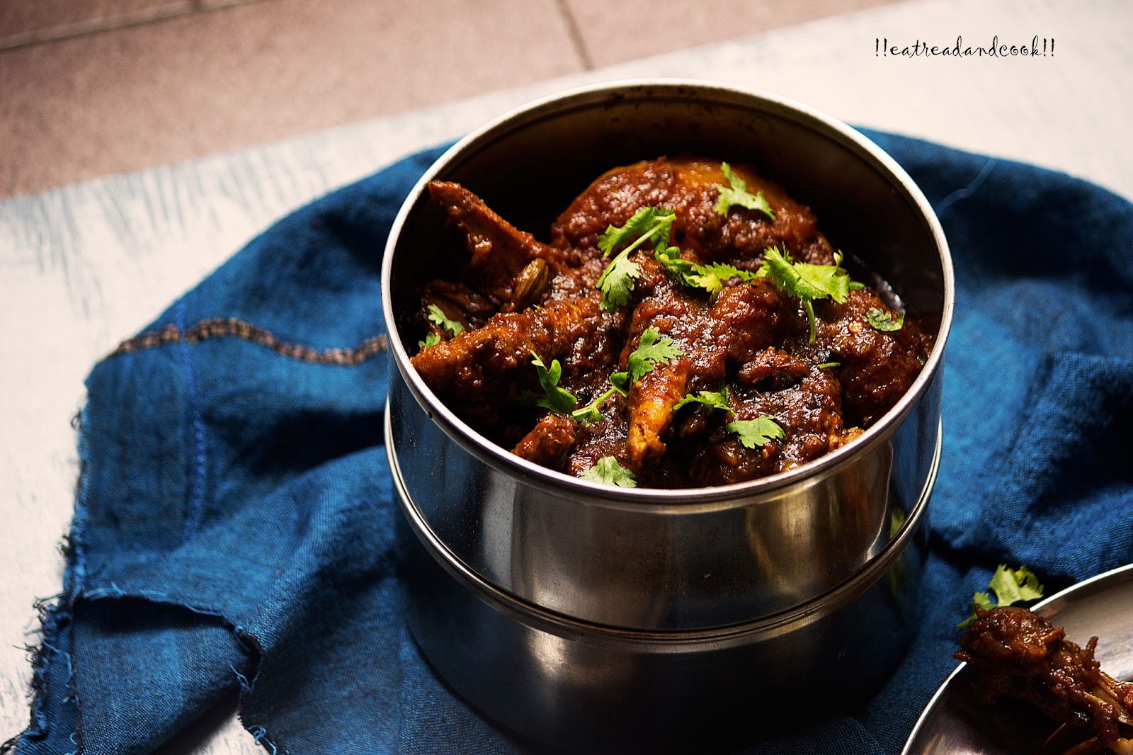 Highway Chicken Curry / Dhaba Style Chicken Curry