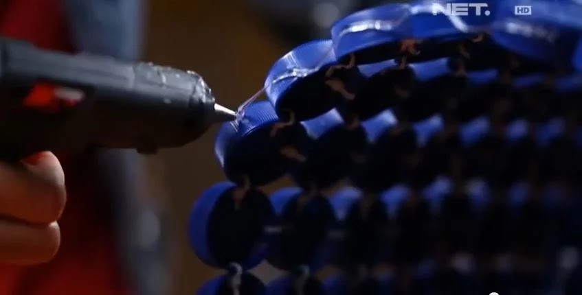 Cara Membuat Tempat Sampah Dari Botol Bekas - Ragam Kerajinan Tangan