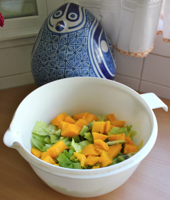 Cocinar es vivir y Bordar también: Ensalada de mango y kiwi con ...