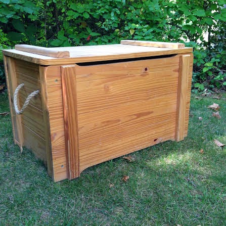 Seasonal Chapters: Toy Chest Becomes an End Table