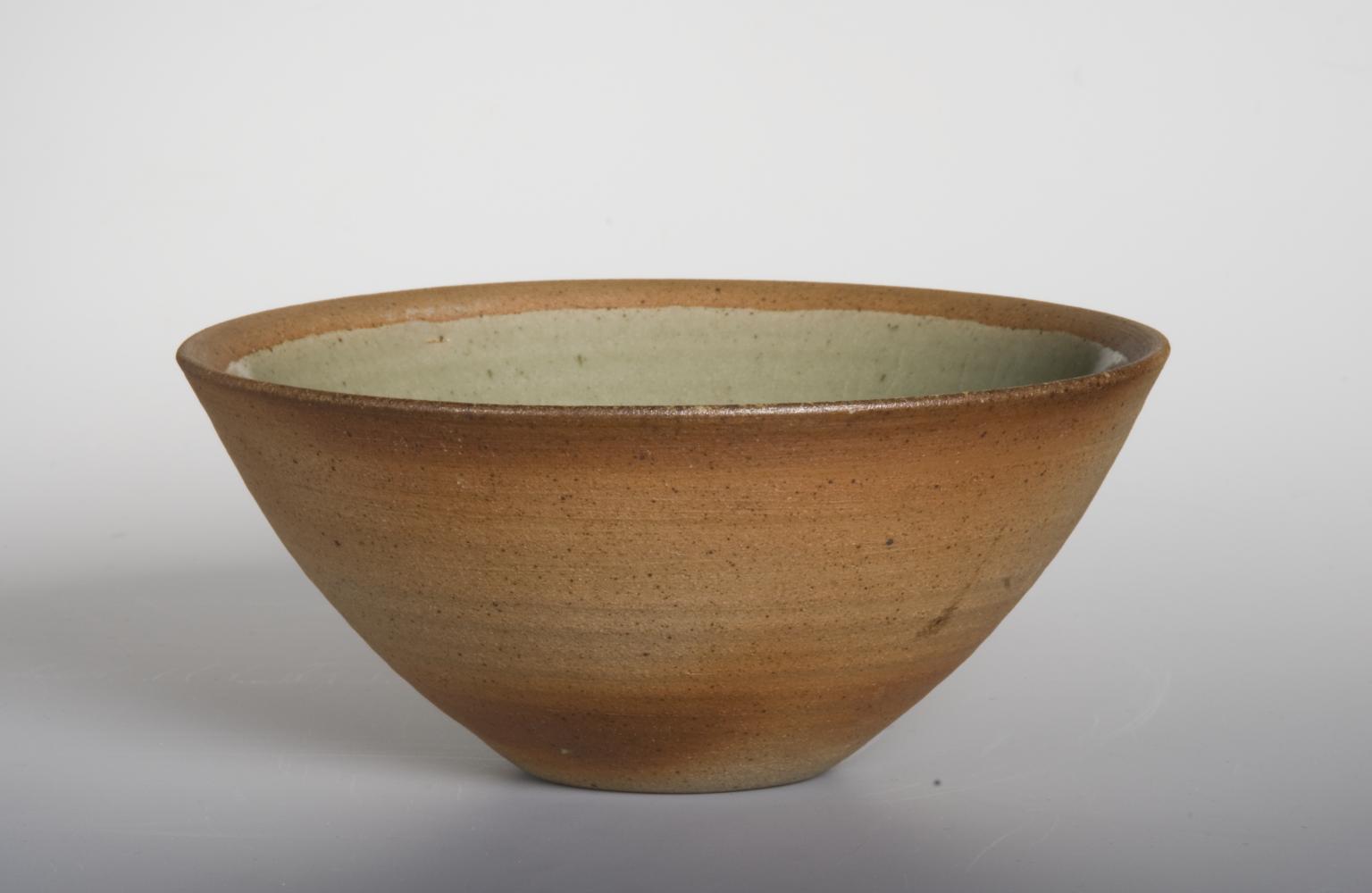 Spencer Alley: Pots by Bernard Leach (Tate Gallery)