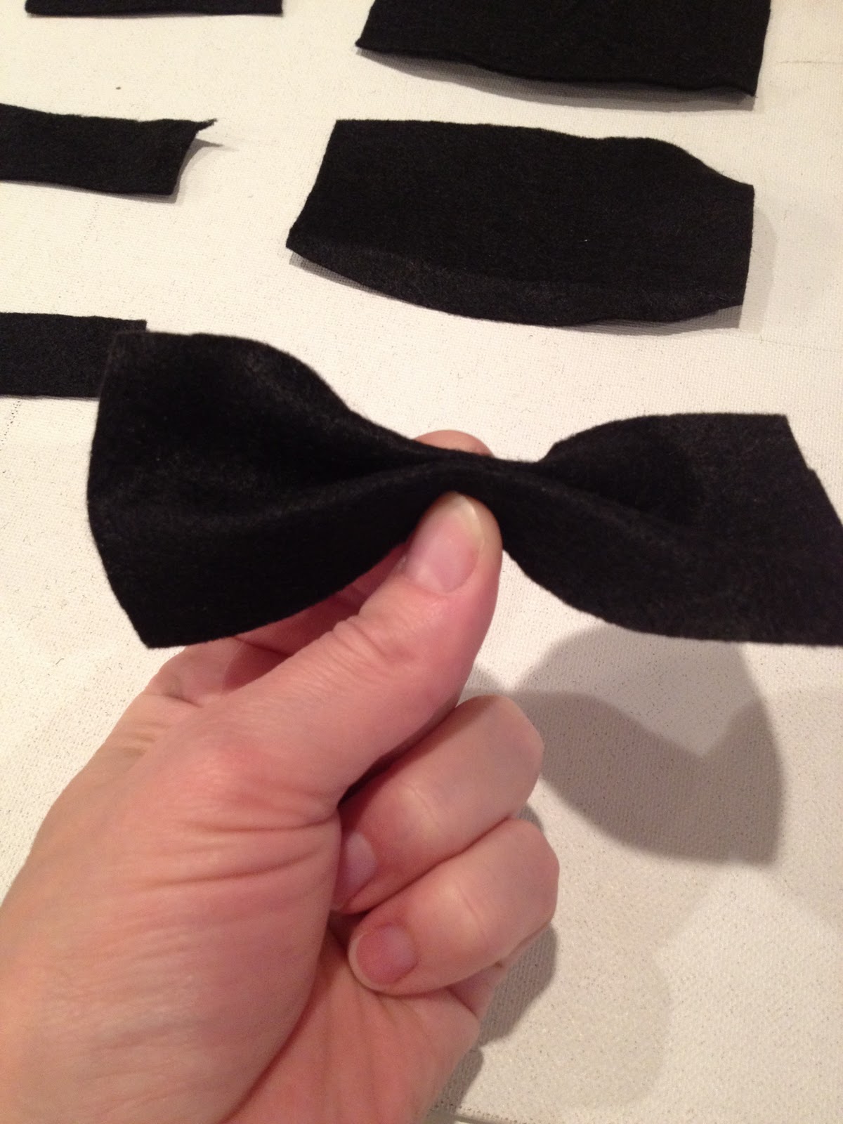 Believe In Design: DIY Easy Dickie Bow Tie