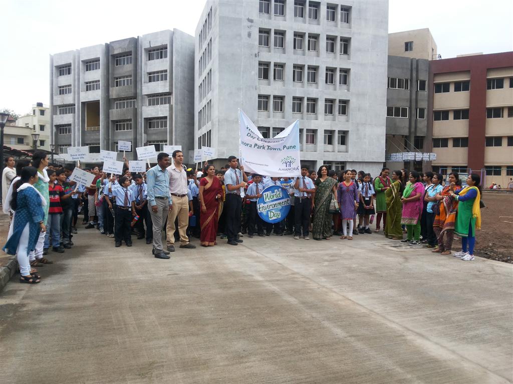 For Feedback / Suggestions: feedback@amanoraschool.edu.in